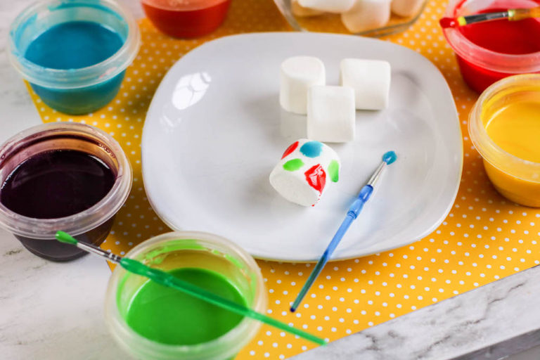 How to Make Edible Paint for Food Crafts