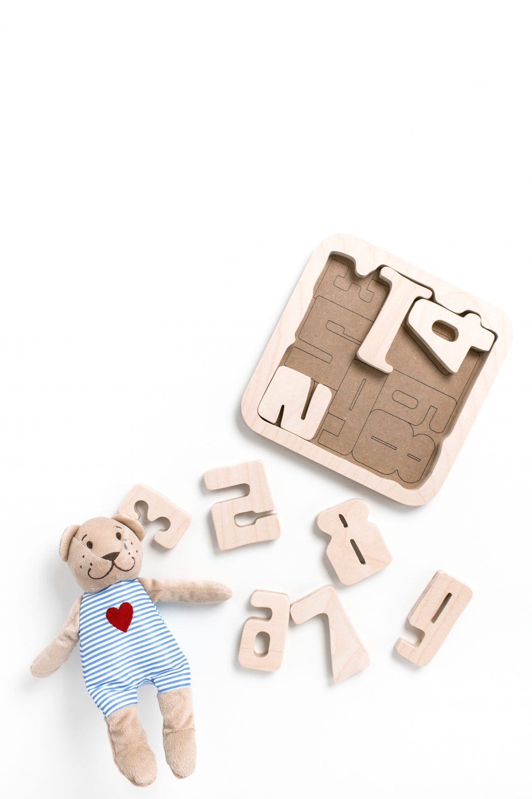 Baby's Time Capsule Ideas to Treasure Forever (Plus Free Printable)