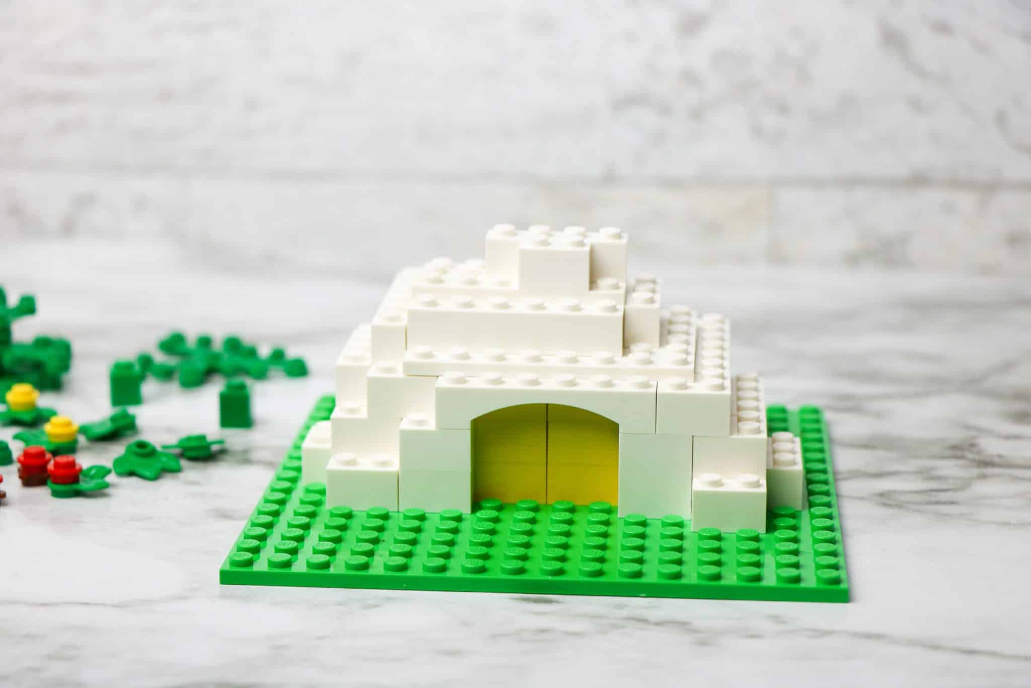 Easter Legos - Build a Lego Easter Tomb