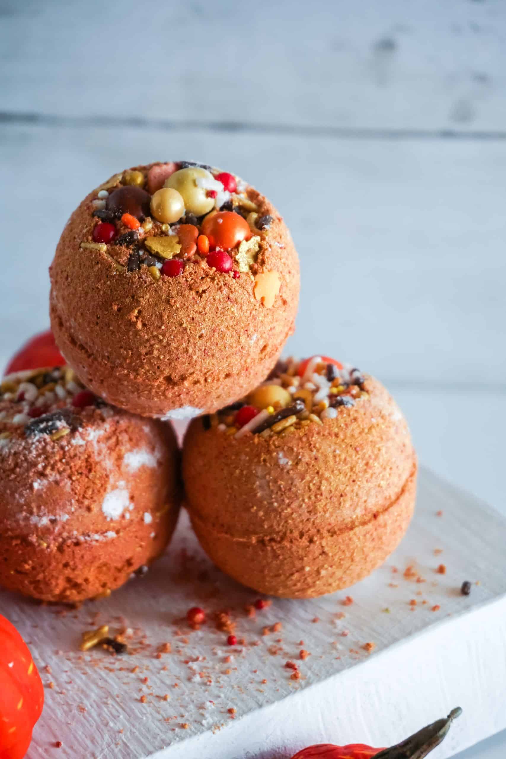 How To Make Pumpkin Spice Bath Bombs