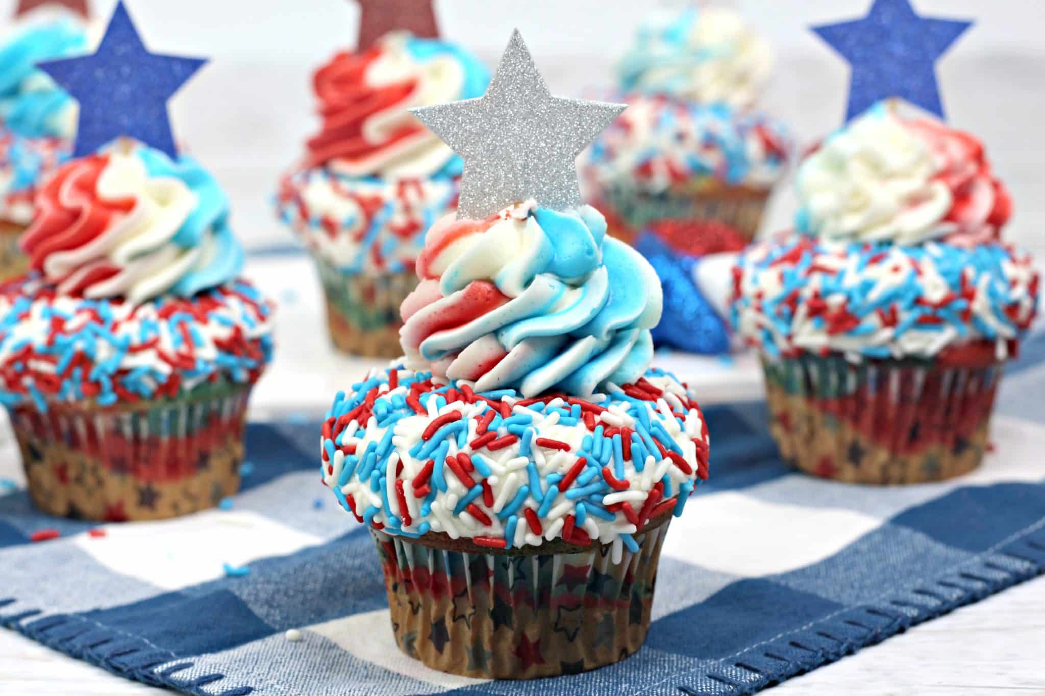 Easy Fourth of July Cupcakes Made from a Cake Mix - 24hourfamily.com