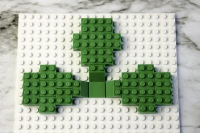 How to Build a Lego Shamrock