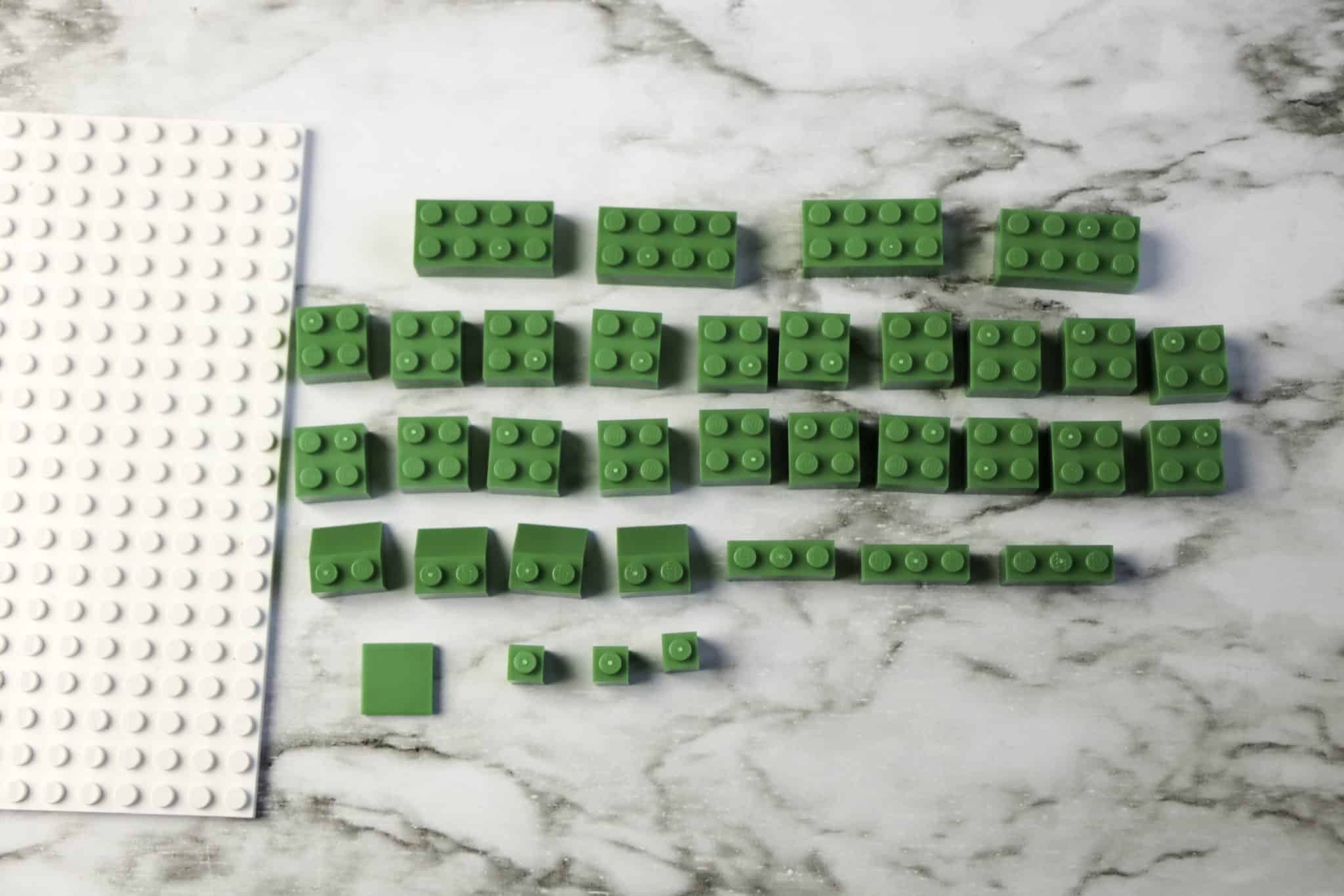 How to Build a Lego Shamrock