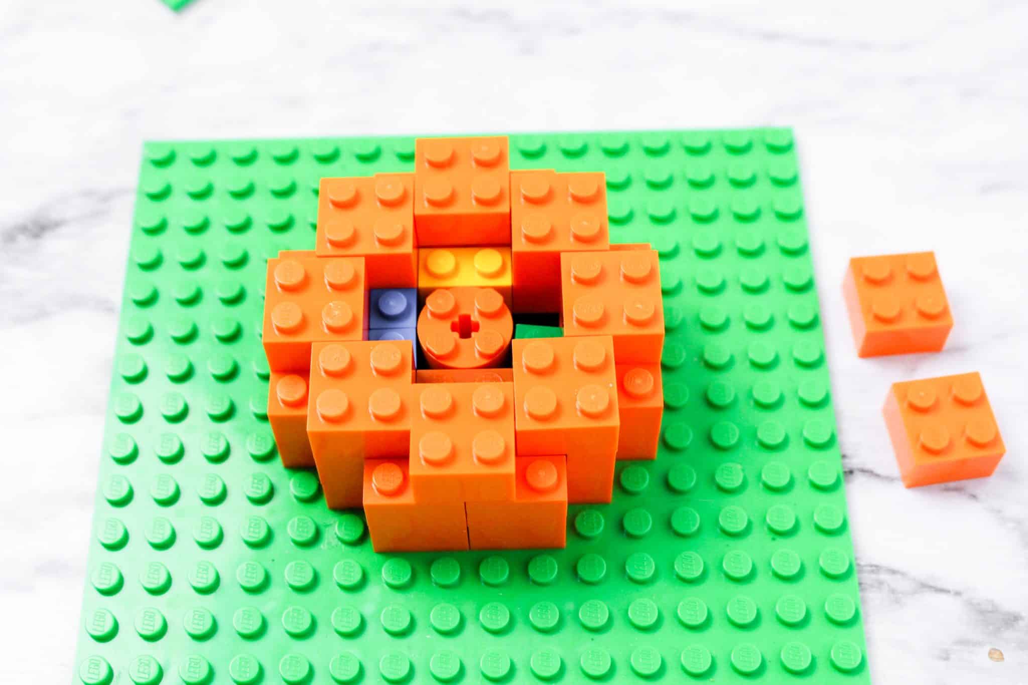 How to Build a Simple Lego Pumpkin For Fall