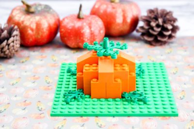 How to Build a Simple Lego Pumpkin For Fall