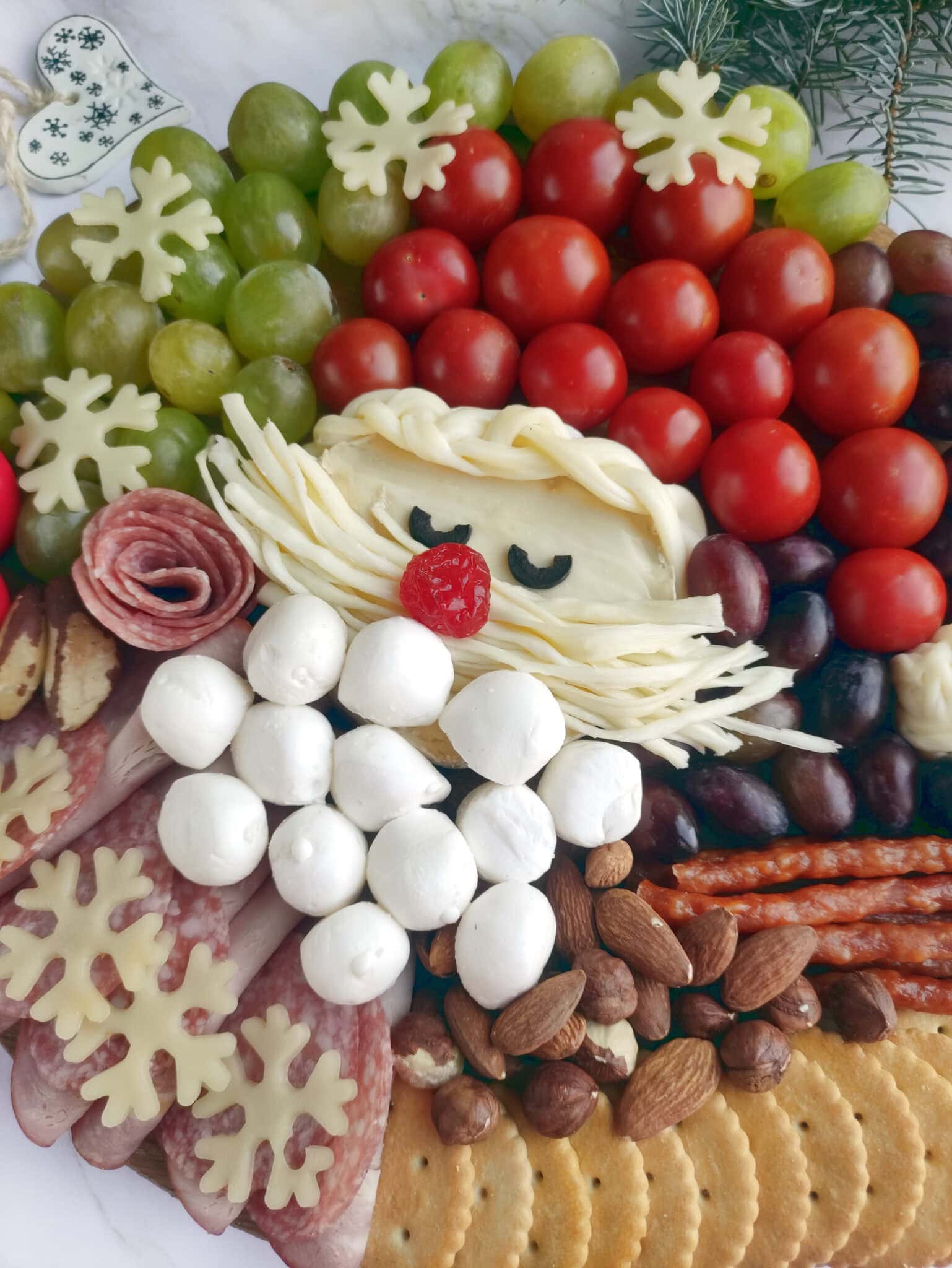 How To Make A Santa-Themed Charcuterie Board