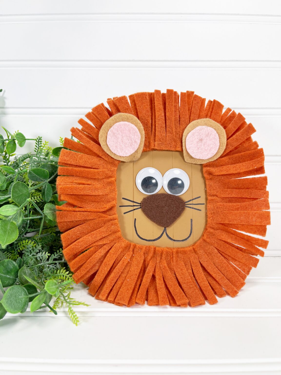 Easy Popsicle Stick Lion Craft for Kids (Free Lion Template)
