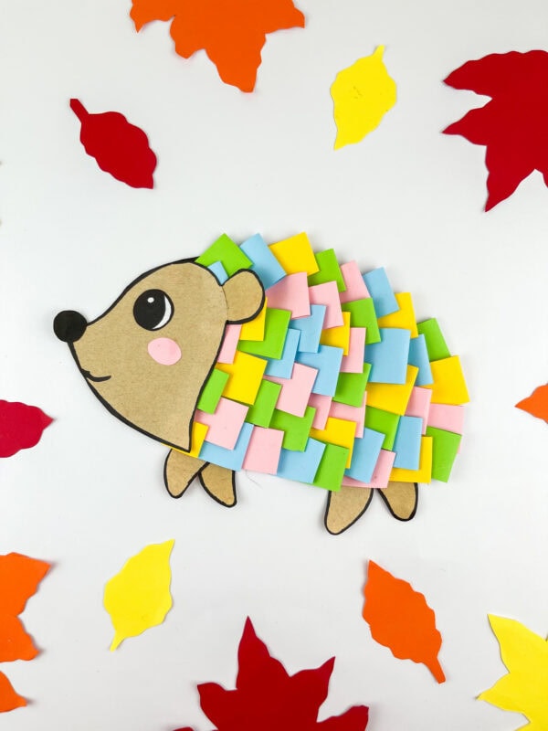 Build Fine Motor Skills with This Cute Hedgehog Craft (Free Hedgehog ...