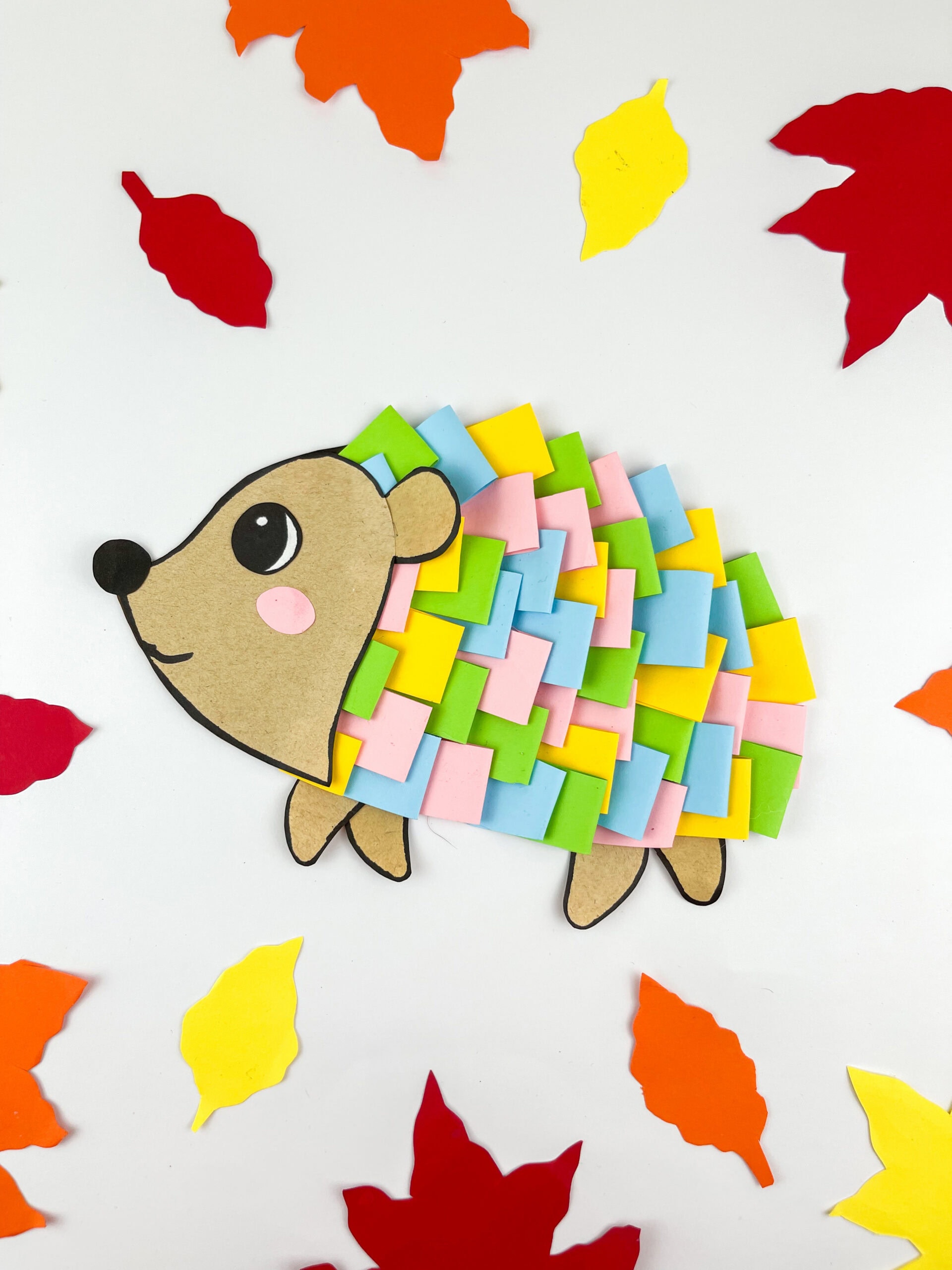 Build Fine Motor Skills with This Cute Hedgehog Craft (Free Hedgehog ...