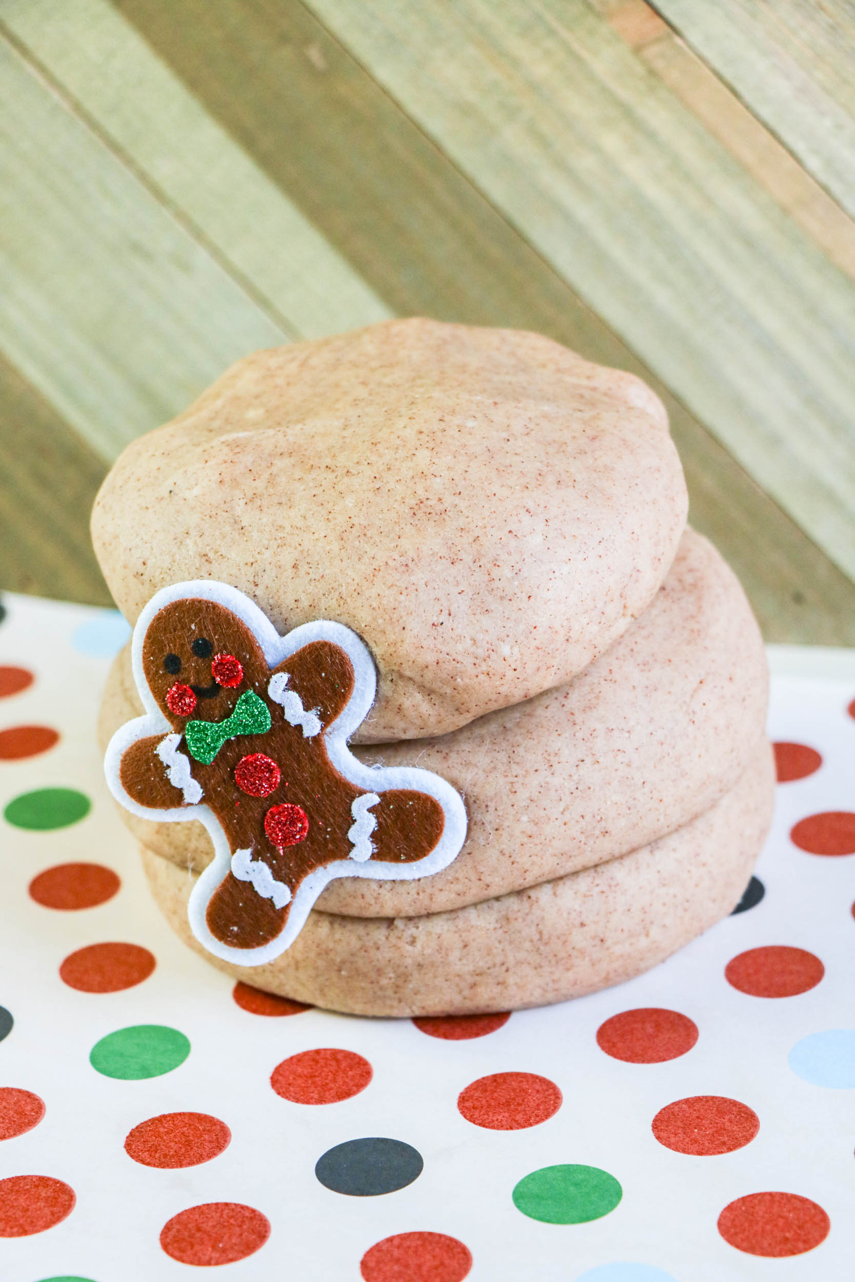 Easy Gingerbread Playdough Recipe