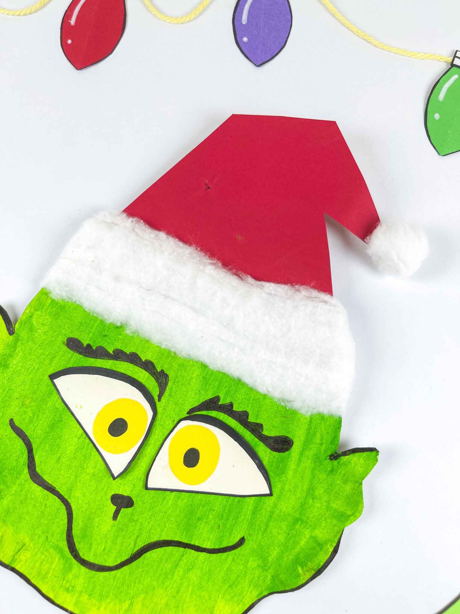 Grinch Paper Plate Craft (Free Template)